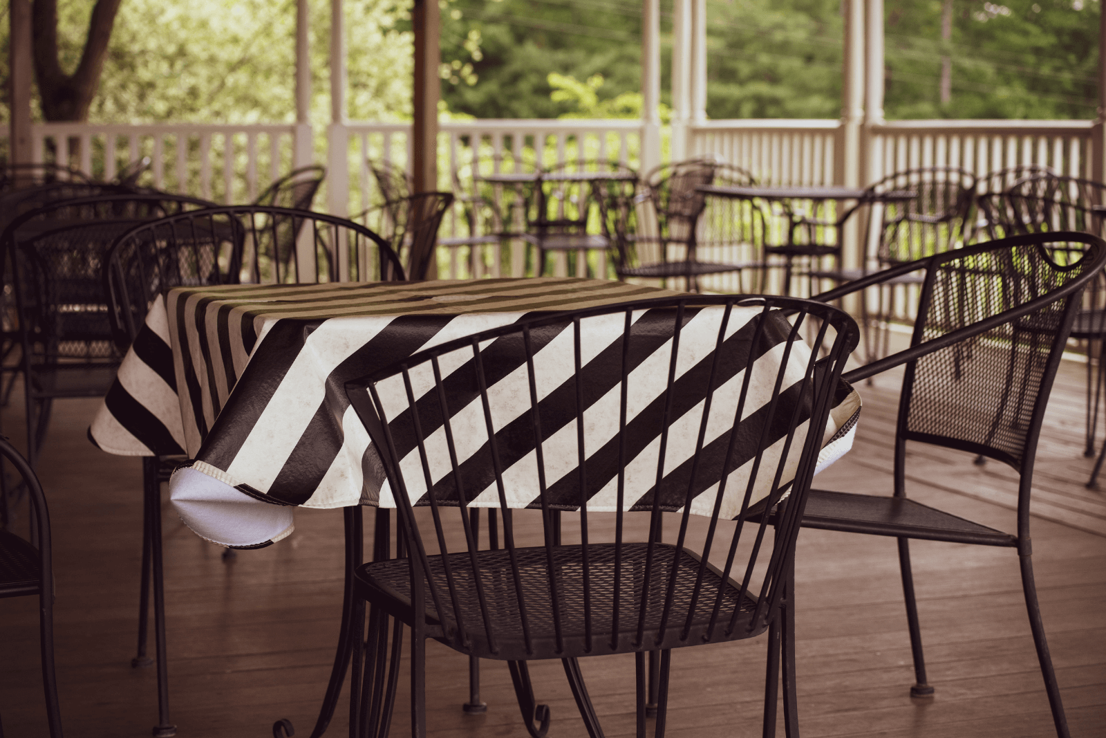 4 Ways to Increase Your Table Turnover With Restaurant Automation